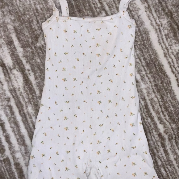 SKIMS | Intimates & Sleepwear | Skims White Floral Shapewear | Poshmark